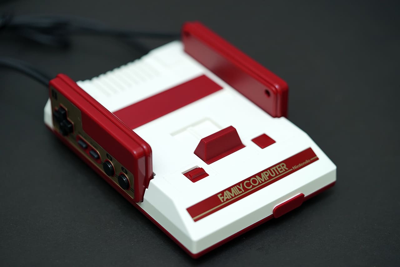 The Nintendo Family Computer from your childhood is back - GadgetMatch