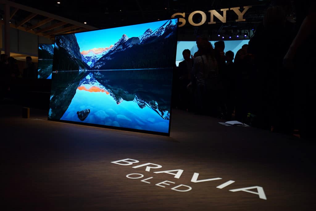 Sony launched an incredible 4K HDR OLED TV - GadgetMatch