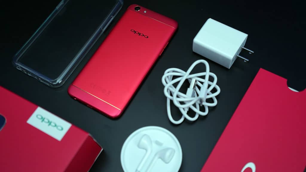OPPO F3 Limited Red Edition: What changed? - GadgetMatch