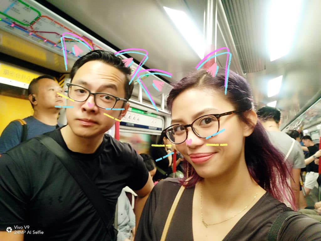 You can do a lot with Vivo's AR stickers! - GadgetMatch