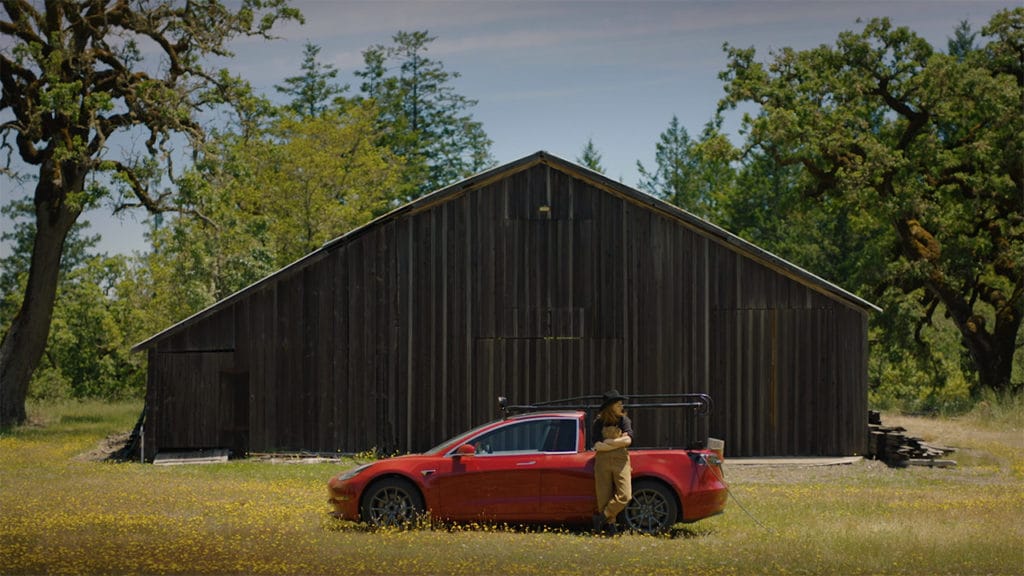 This lady 'made' the first-ever Tesla pickup truck - GadgetMatch