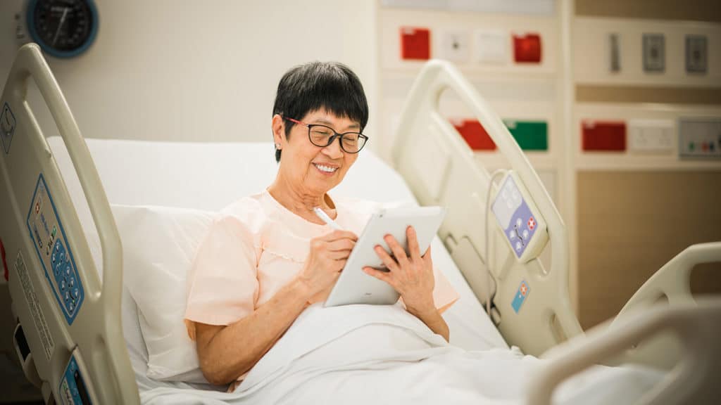 SingHealth rolls out iPad program for inpatients - GadgetMatch