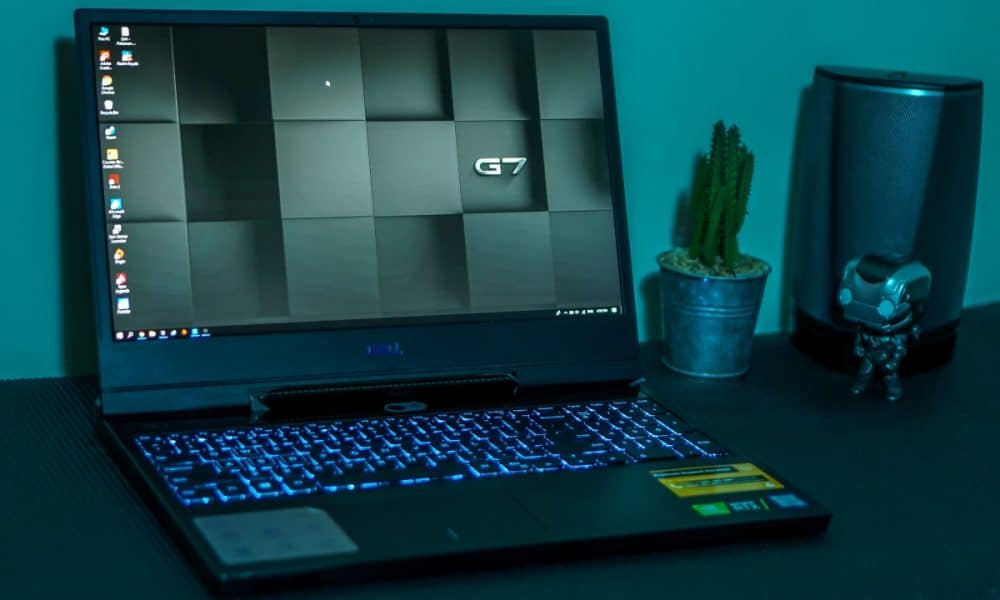 Dell G7 review: All the heft and the heat - GadgetMatch