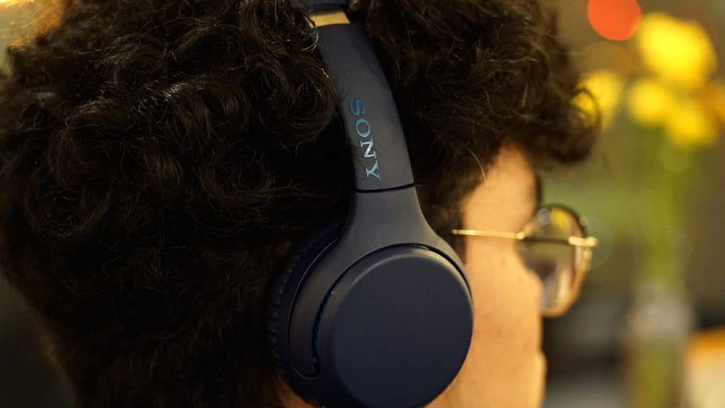 Sony WH-XB700 hands-on: Extra bass, extra flex - GadgetMatch