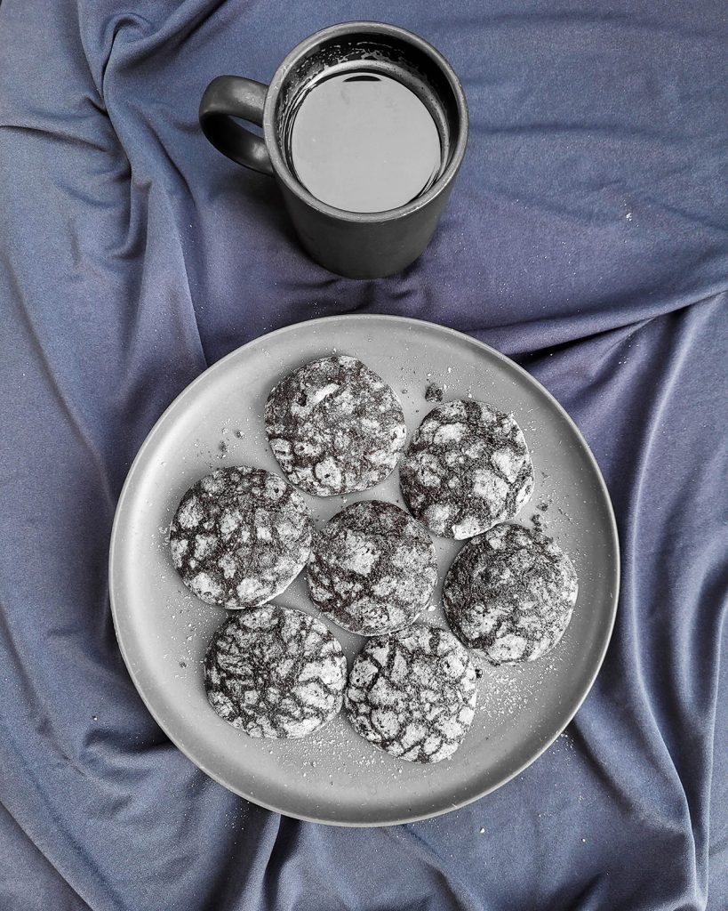 Smartphone photography 101: Taking flat lays - GadgetMatch
