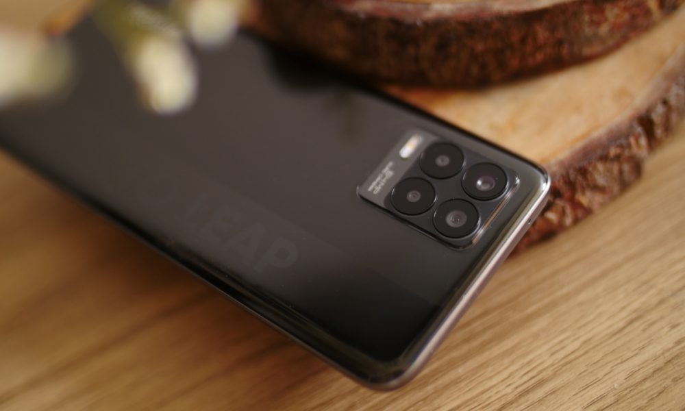 The realme 8 dares to be more - GadgetMatch