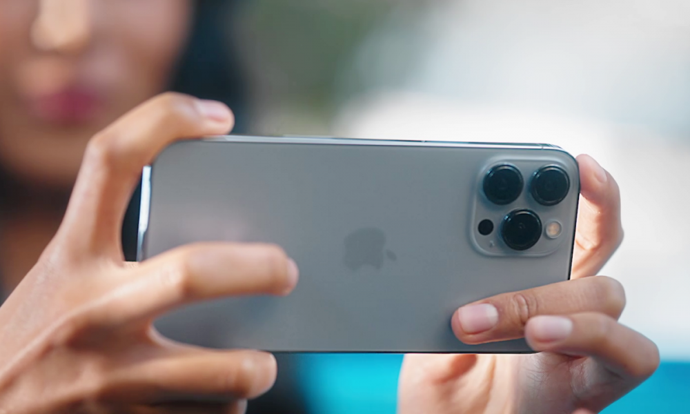 95 percent of iPhone users have serious FOMO - GadgetMatch