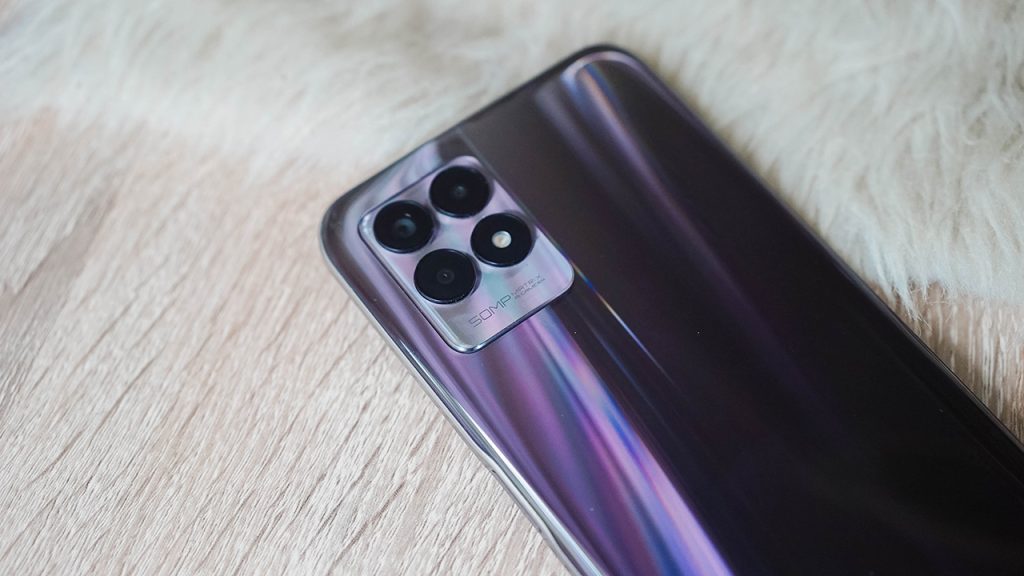 realme 8i review: Don't judge a phone by its spec sheet - GadgetMatch