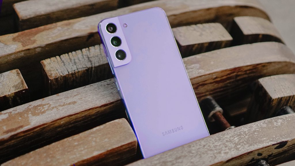 Samsung announces a Bora Purple Galaxy S22 - GadgetMatch