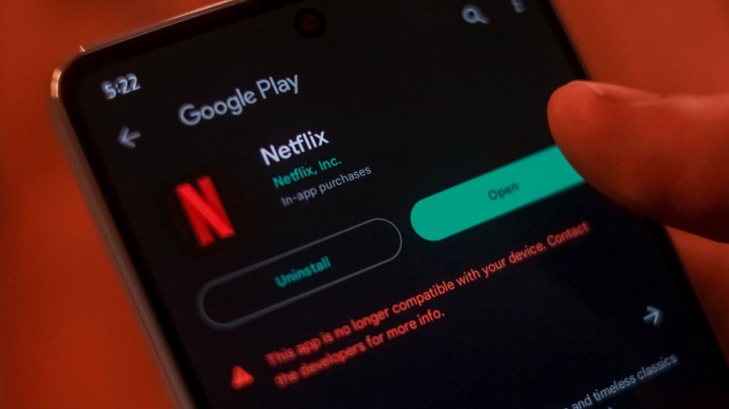 Controversial Netflix policy might ban users for sharing passwords ...