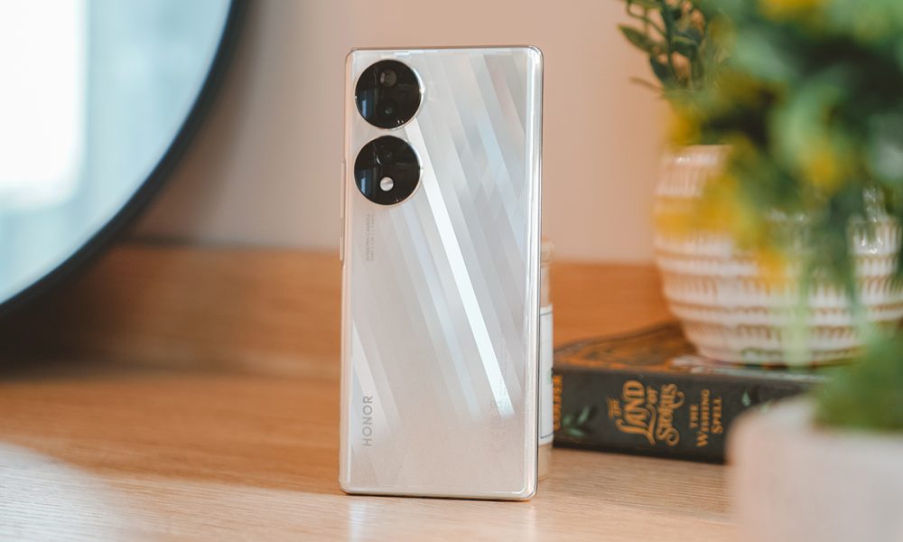 HONOR 70 review: More than an arm candy - GadgetMatch