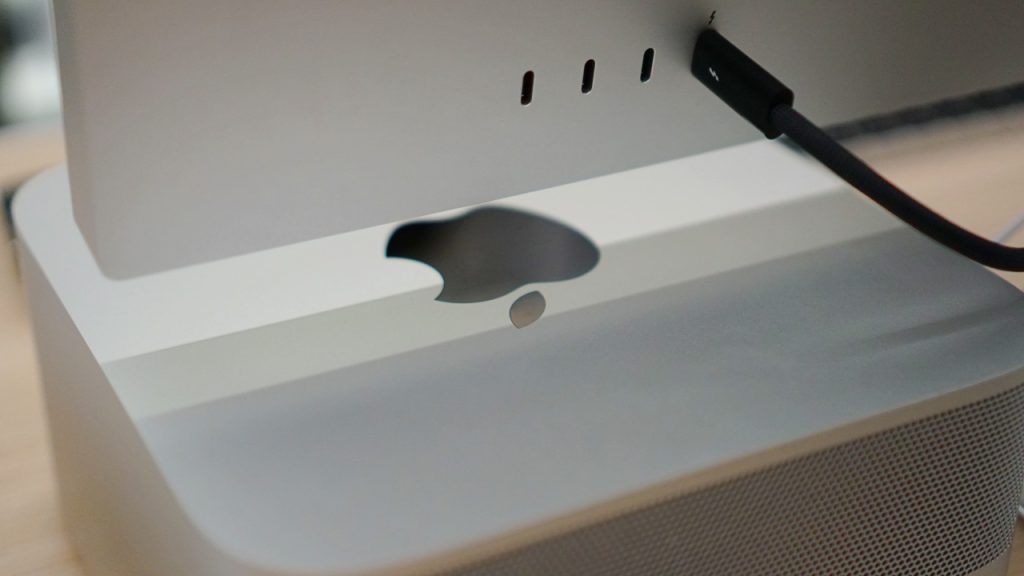 Apple releases its first rapid response security fixes - GadgetMatch
