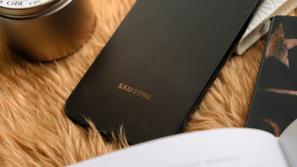 Samsung launches its own generative AI called Gauss - GadgetMatch