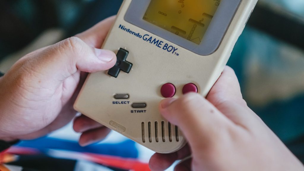 REWIND: Handheld Gaming - GadgetMatch