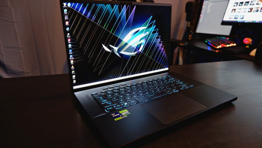 ASUS ROG Zephyrus M16 review - GadgetMatch