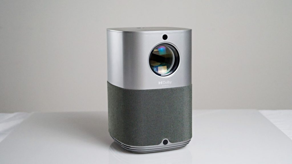 Eroc Max Projector: Turn any wall into a screen - GadgetMatch