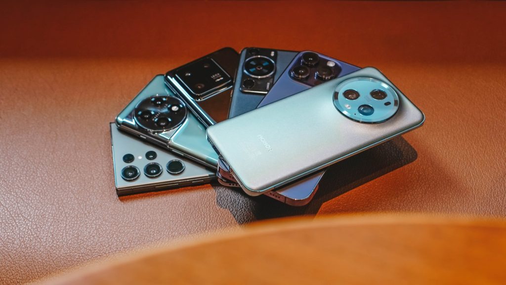 2023 Flagship Smartphones: Mega Camera Shootout - GadgetMatch
