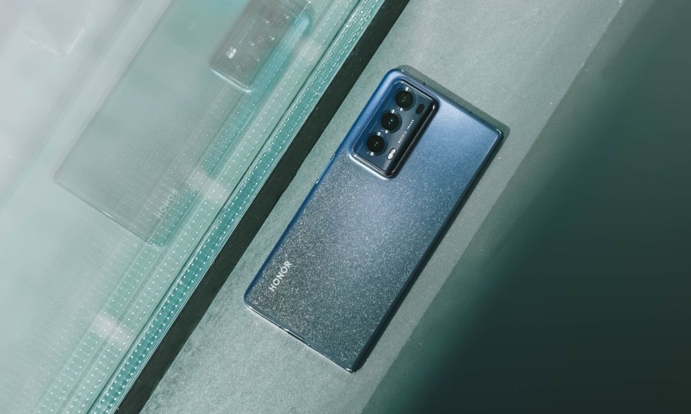 HONOR Magic V2 launches in China - GadgetMatch