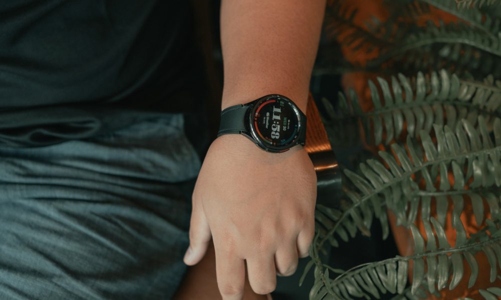 Samsung might switch back to square smartwatches - GadgetMatch
