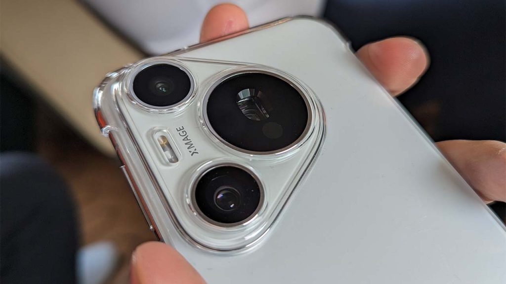Huawei Pura 70 Pro Unboxing and First Impressions - GadgetMatch