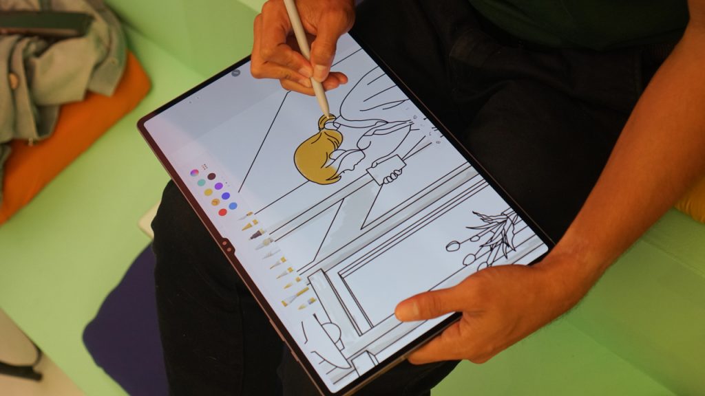 Samsung unveils first AI-ready tablets: Galaxy Tab S10 Ultra, S10 ...