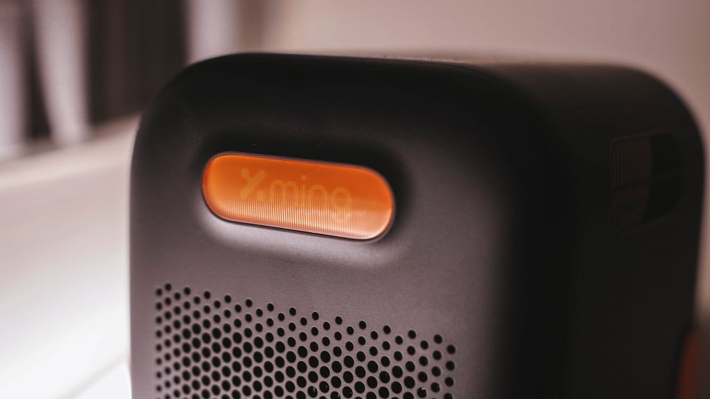 Formovie Xming Episode One review: Beaming, blazing just like that ...