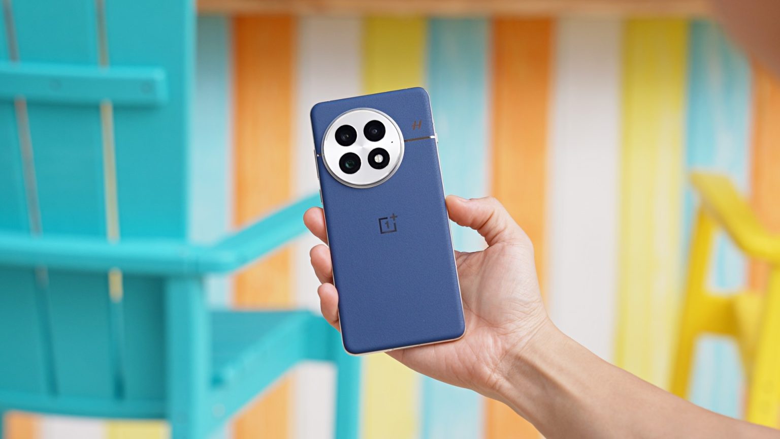 OnePlus 13, OnePlus 13R now open for preorders in U.S., Canada ...