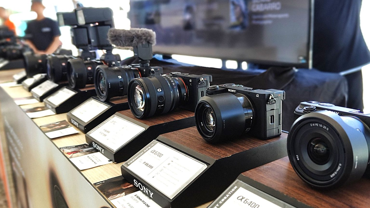 Sony unveils Alpha 1 Mark II flagship camera, new 28-70mm lens ...