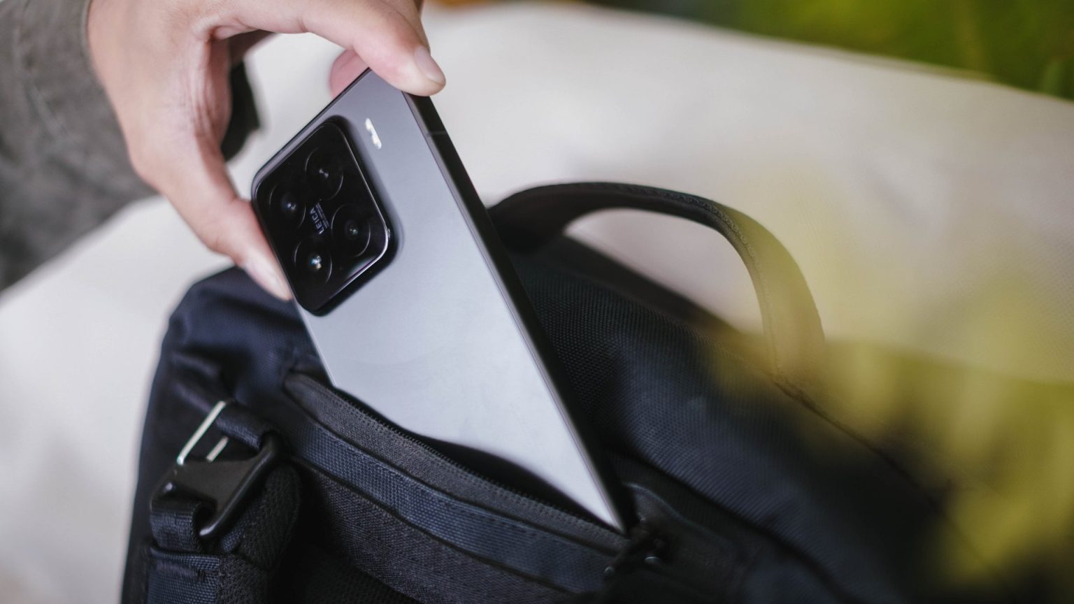 Xiaomi 15 series officially launched at MWC 2025 - GadgetMatch