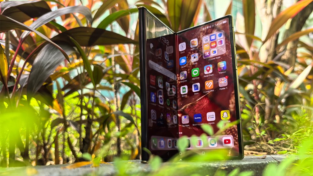 Huawei Mate XT starts its global launch - GadgetMatch
