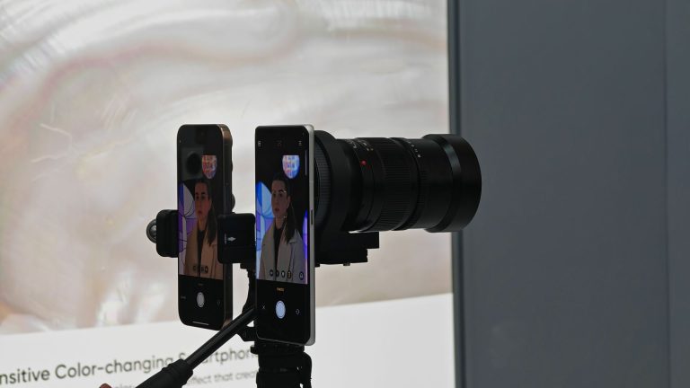 Xiaomi teases modular camera concept, realme unveils own too - GadgetMatch