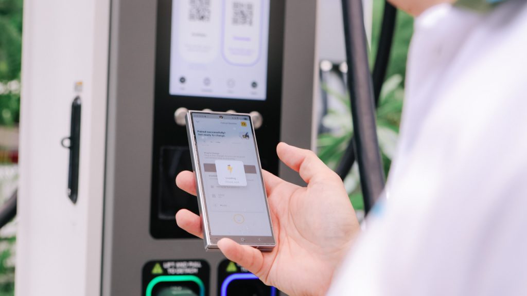 ACMobility launches fastest EV chargers in Makati, Philippines ...