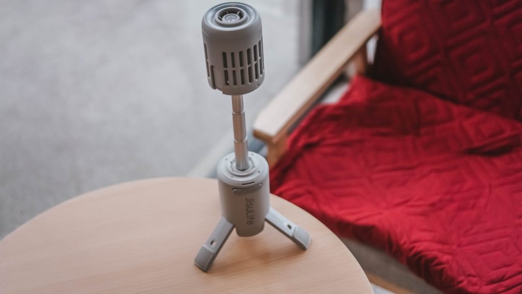The JisuLife Outdoor Fan Ultra 1 takes portability to a bigger scale ...