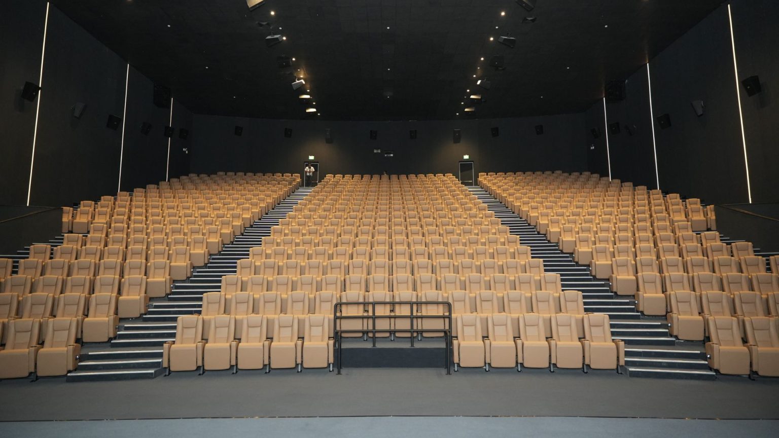 3rd A-Giant Cinema opens: Bigger screen, Dolby technologies - GadgetMatch