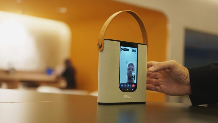 Globe introduces The Loop, a portable 5G Wi-Fi hotspot - GadgetMatch
