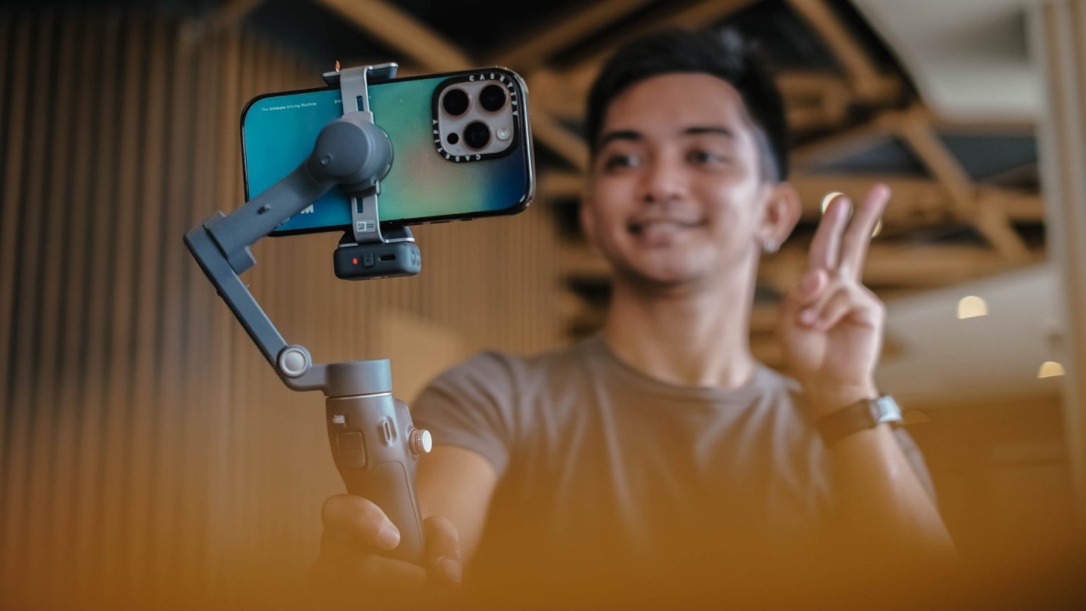 DJI Osmo Mobile 8 review - GadgetMatch