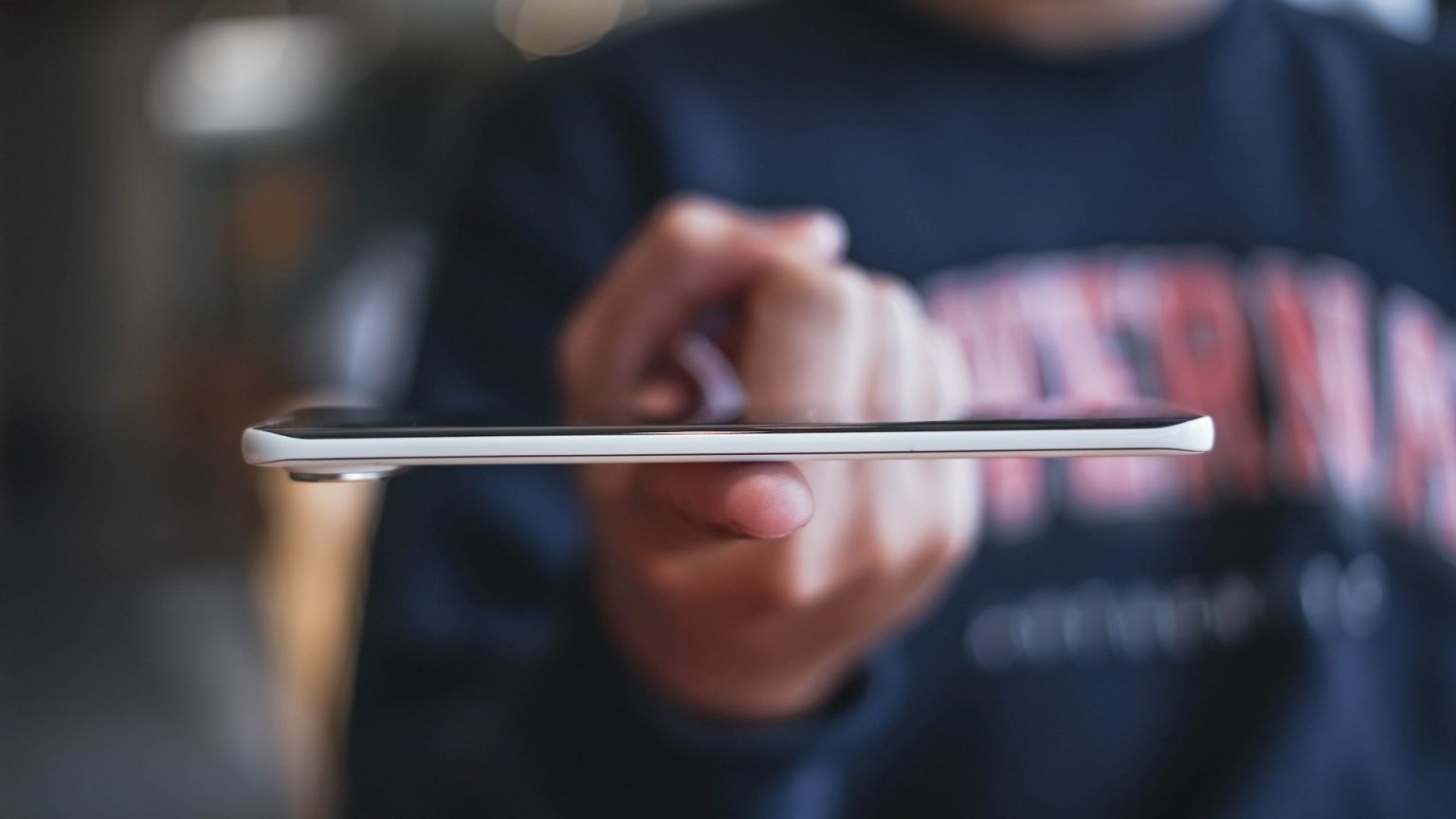 TECNO Slim review: Smexy, Antifragile Slab - GadgetMatch