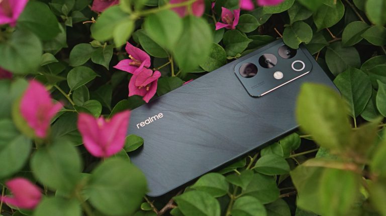 Best Budget Smartphones of 2025 - GadgetMatch