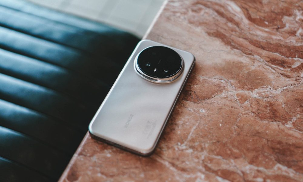 HONOR Magic8 Pro now in the UK: Price, availability - GadgetMatch