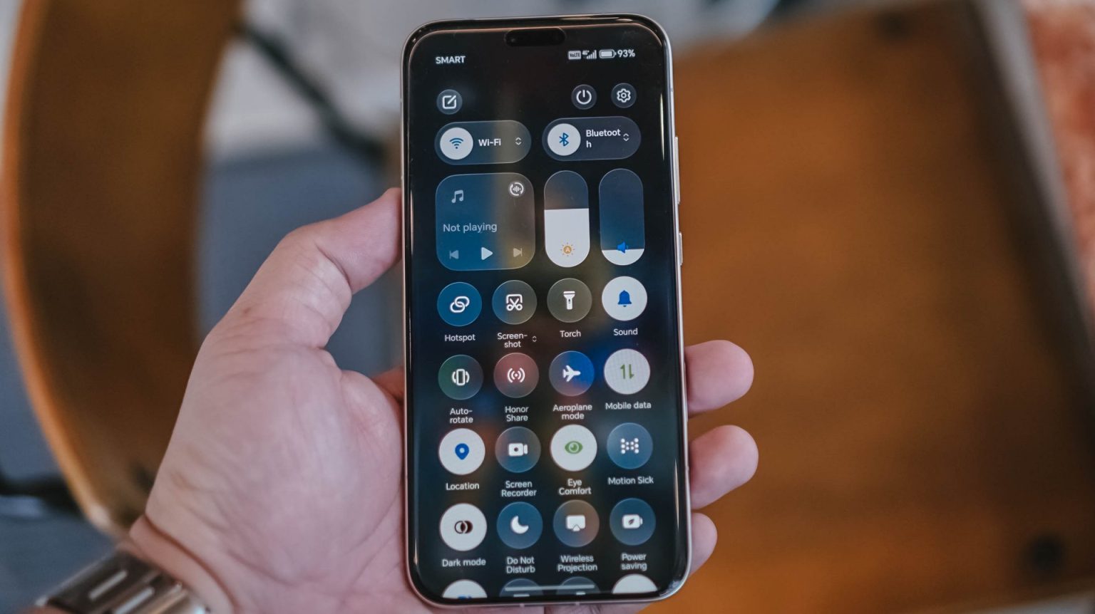 HONOR Magic8 Pro now in the UK: Price, availability - GadgetMatch