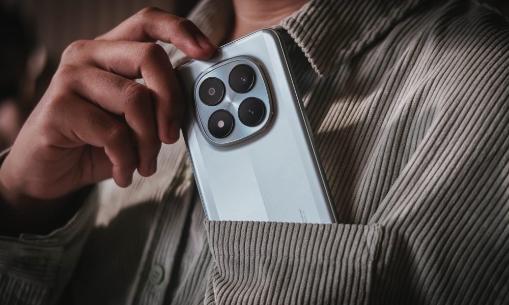 TECNO resurrects modular phones with this new concept - GadgetMatch