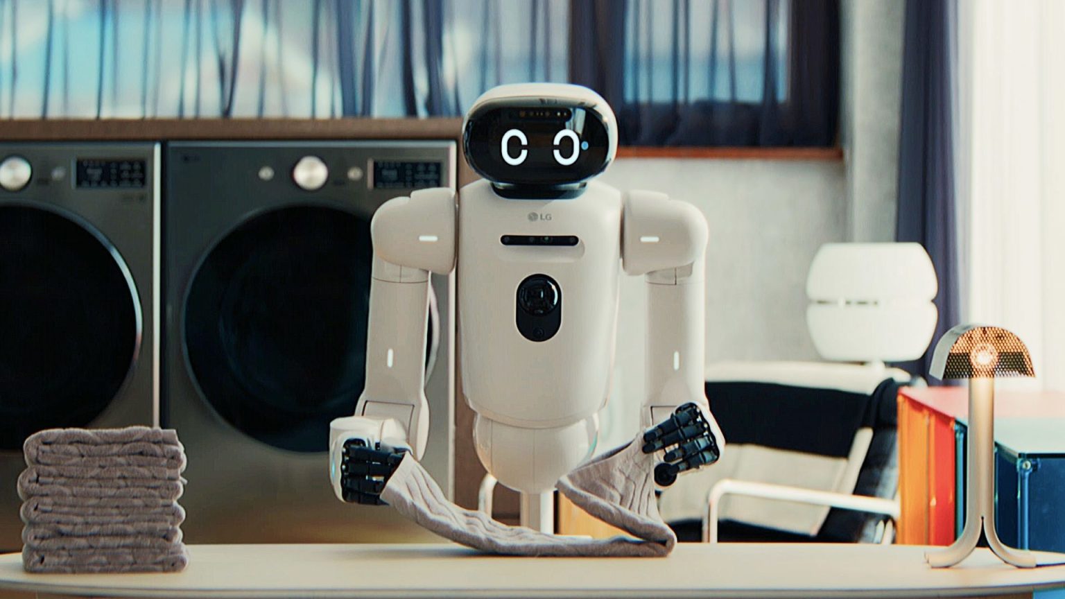 LG showcases CLOiD home robot at CES 2026 - GadgetMatch