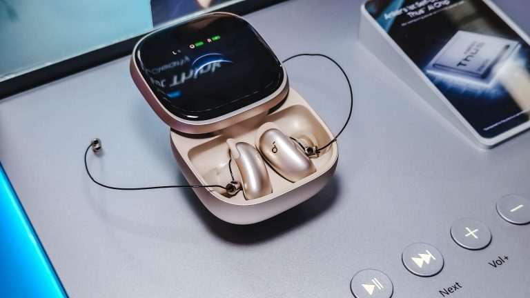 Anker's soundcore Liberty 5 Pro series is powered by an AI chip ...